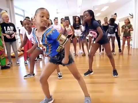 Watch passion Java dance - YouTube