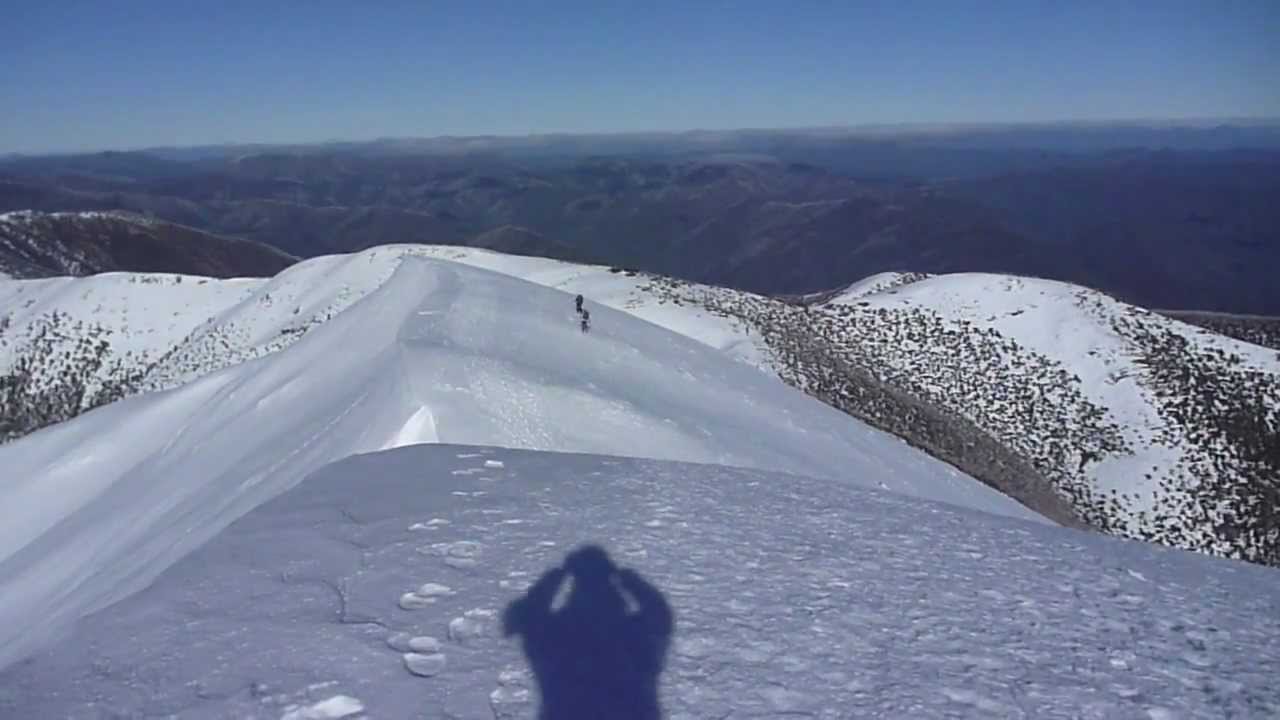 Climbing Mt Feathertop - YouTube