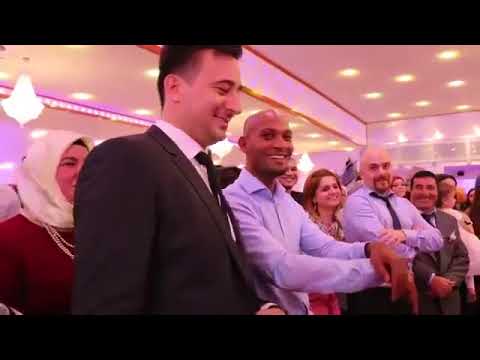 Gelin ( Kızlar) ve Damat (Erkekler) Düğünde Karşılıklı Yarışma