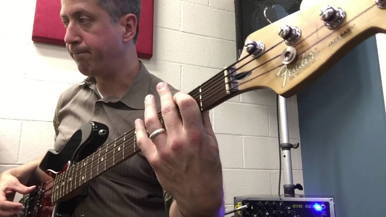 Paul Pieper - "PYT" (Michael Jackson) on bass - YouTube