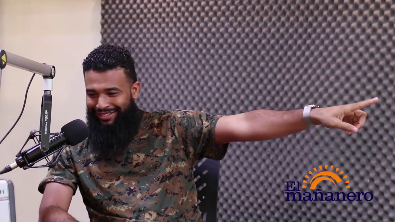 JC Restituyo mete al medio pal de artistas urbanos - YouTube