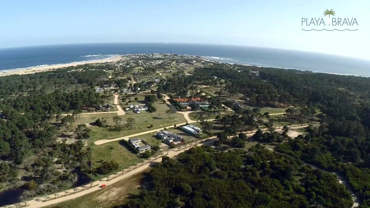 PLAYA BRAVA www.playa-brava.com - YouTube