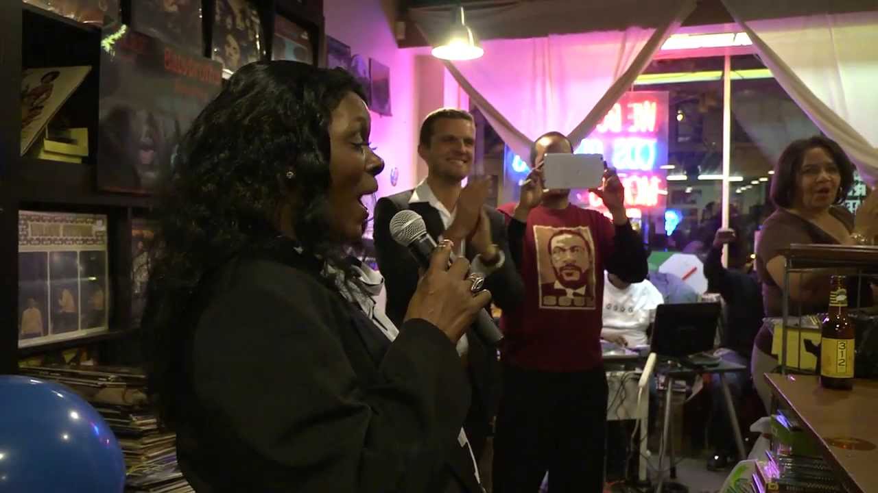 Ruby Andrews Sings "Casanova" at the Fall 2013 Soul Reunion - YouTube