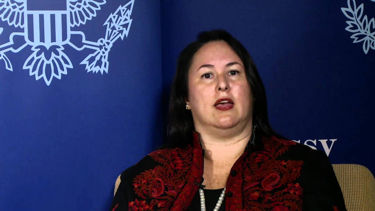 Elizabeth Vazquez Interview APEC Women's Entrepreneurship Summit 2010 ...