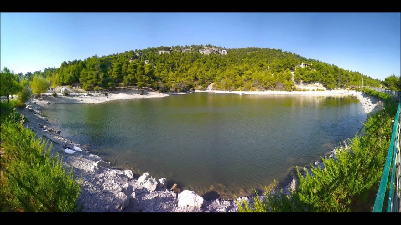 Όμορφες και θλιβερές εικόνες απο την Παρνηθα - YouTube
