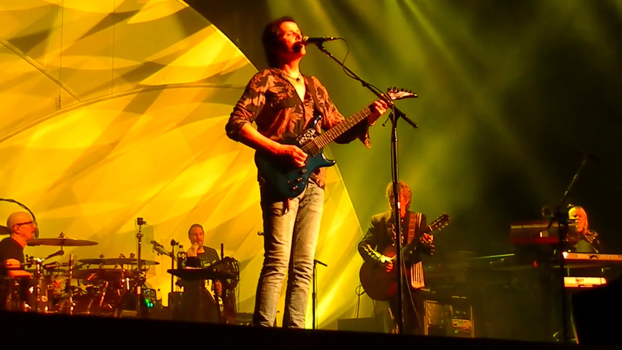 YES feat. ARW - Changes live - YouTube