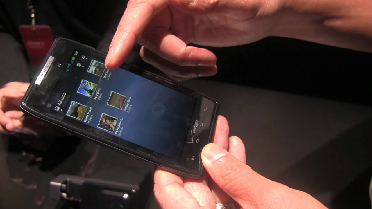 First Look: Motorola Droid RAZR - Phandroid.com - YouTube