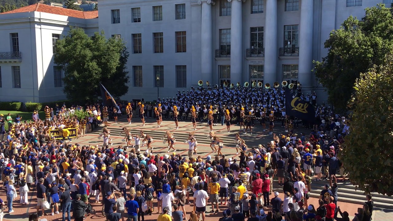 Cal Marching Band - 9/23/2017 - Sons of California - YouTube