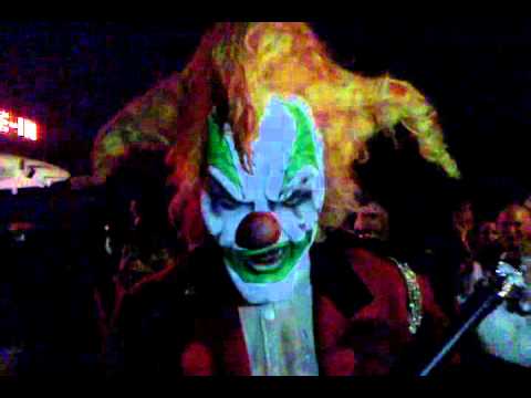 Jack talking to us at Halloween Horror Nights.3gp