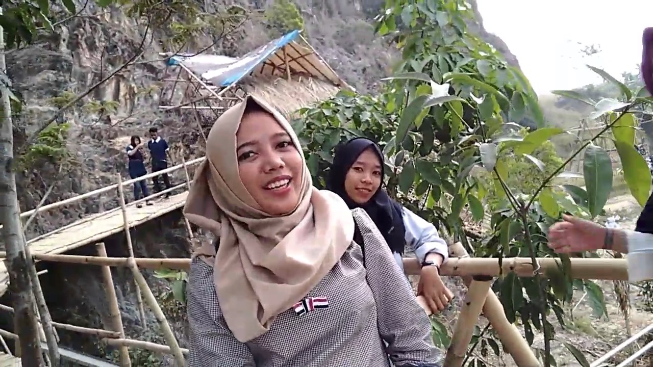 Taman Love Rumpin (Evita) - YouTube