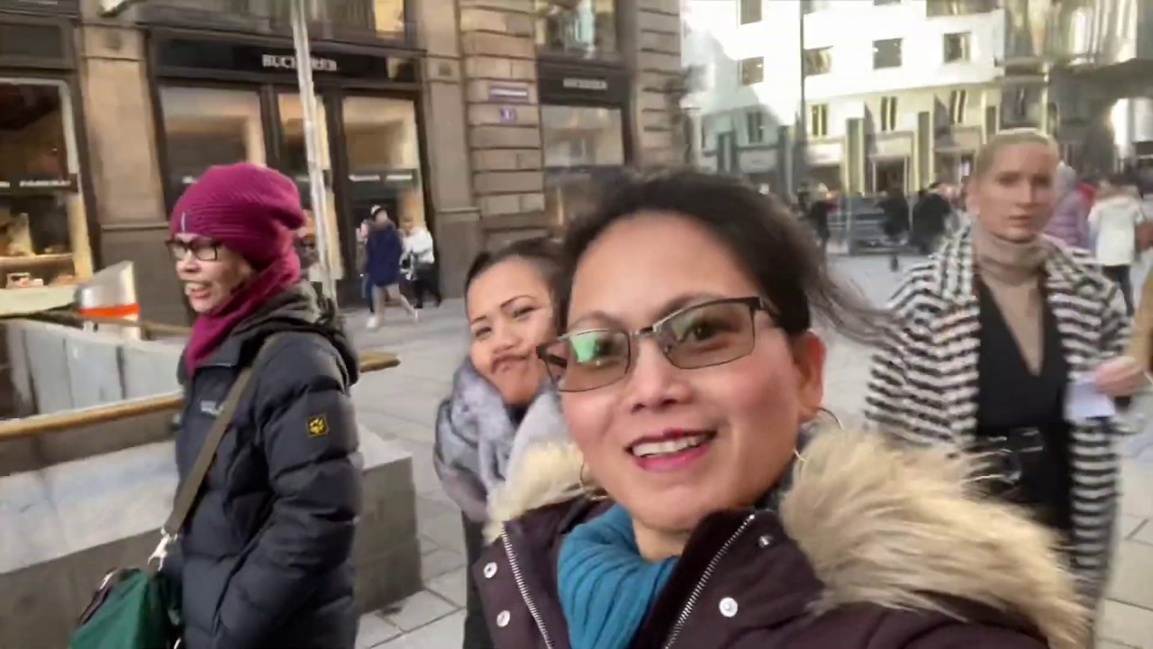 Unwind with friends[GALA MOOD] - YouTube