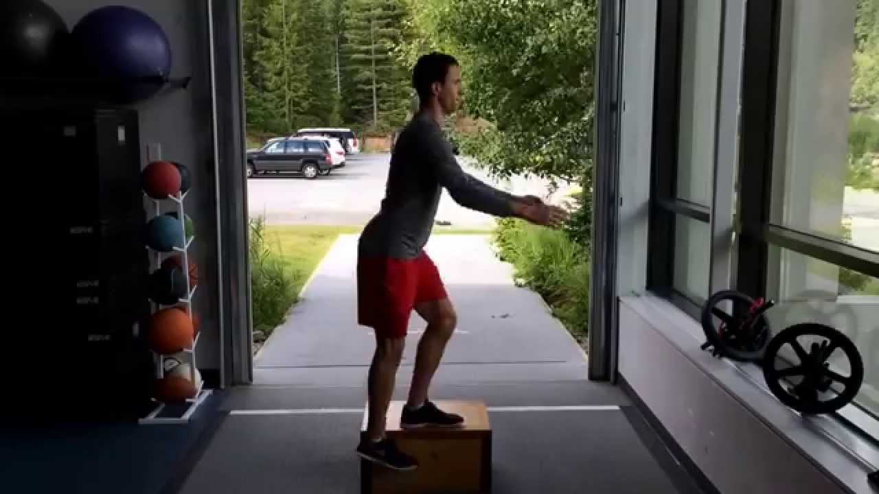 Speed single leg box squats and asymmetrical sandbag variation - YouTube