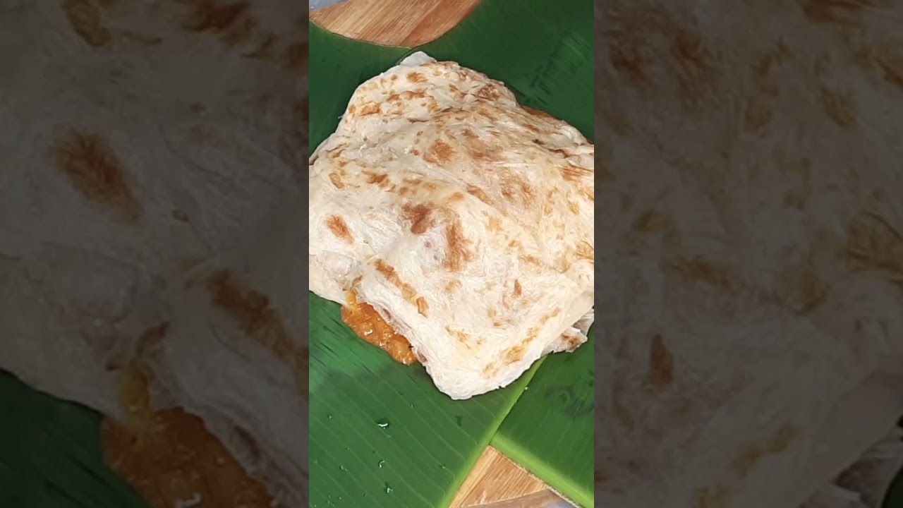chicken kili parotta || Banana leaf chicken parotta || Eat the finest # ...