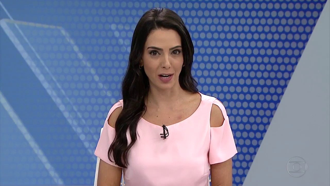 Mara Pinheiro - 09.08.2017 - YouTube