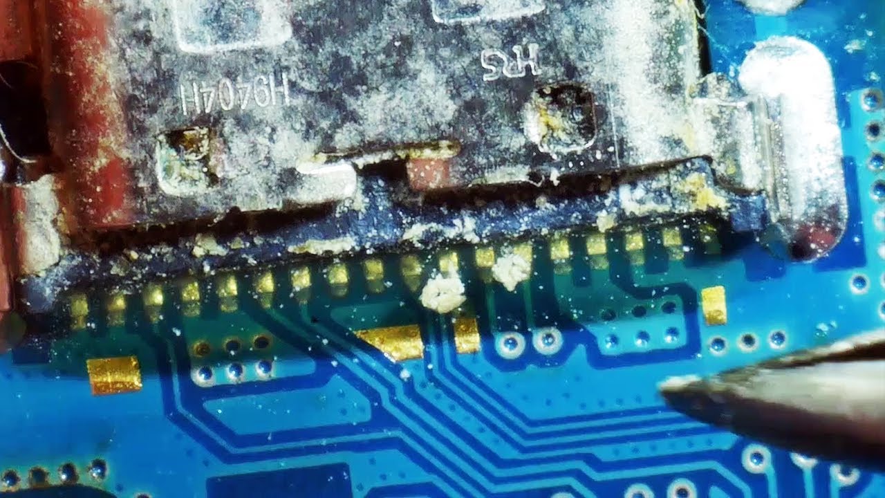 Under the Microscope! Samsung Galaxy A71 Charge Port Swap & Diagnostics ...