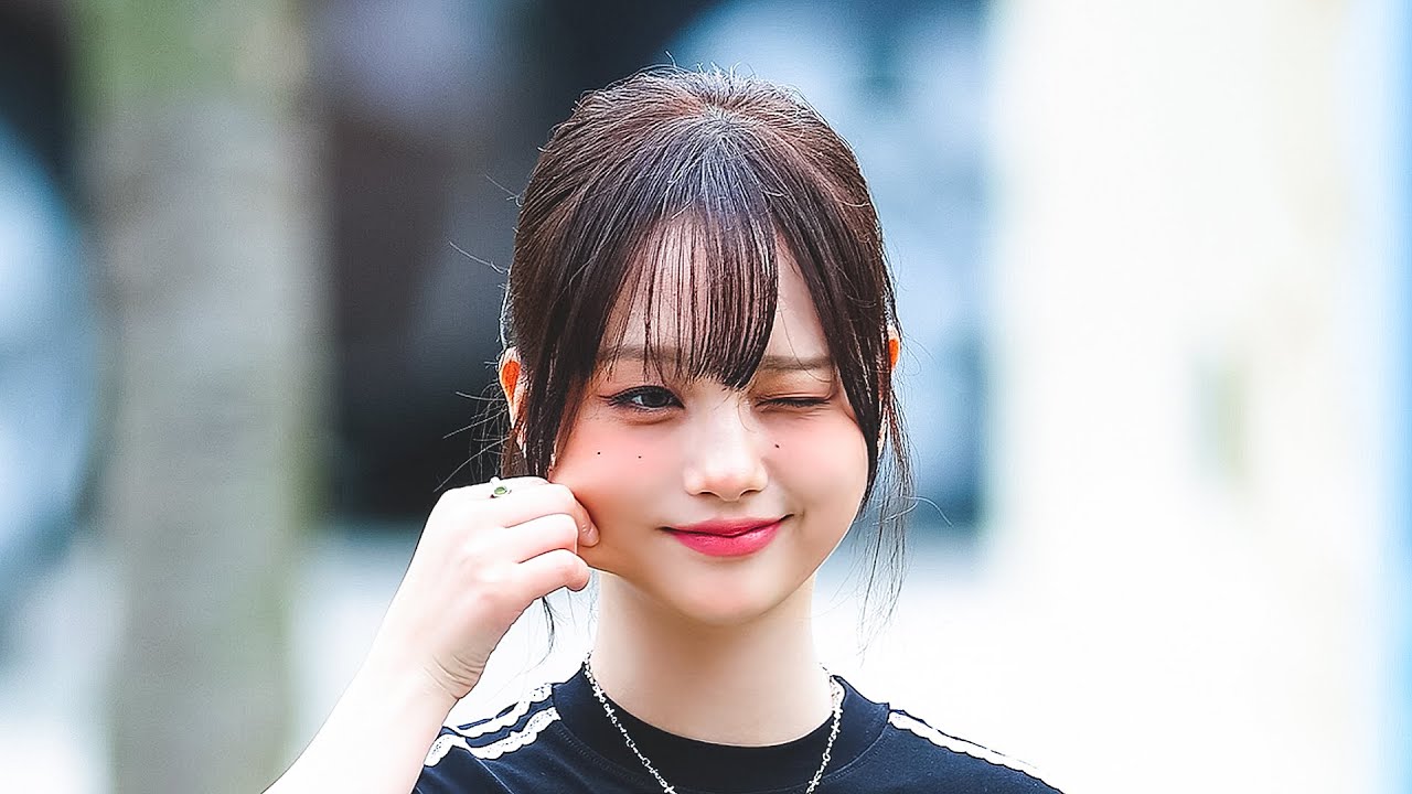 240511 트리플에스 서아 (tripleS SeoAh) 음악중심 미니팬미팅 (Music Core Mini Fan Meeting ...