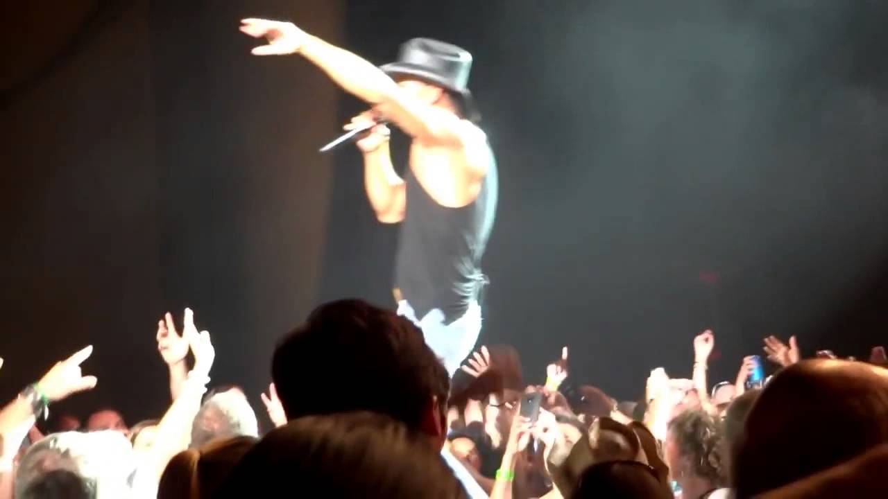 Different worship styles - YouTube