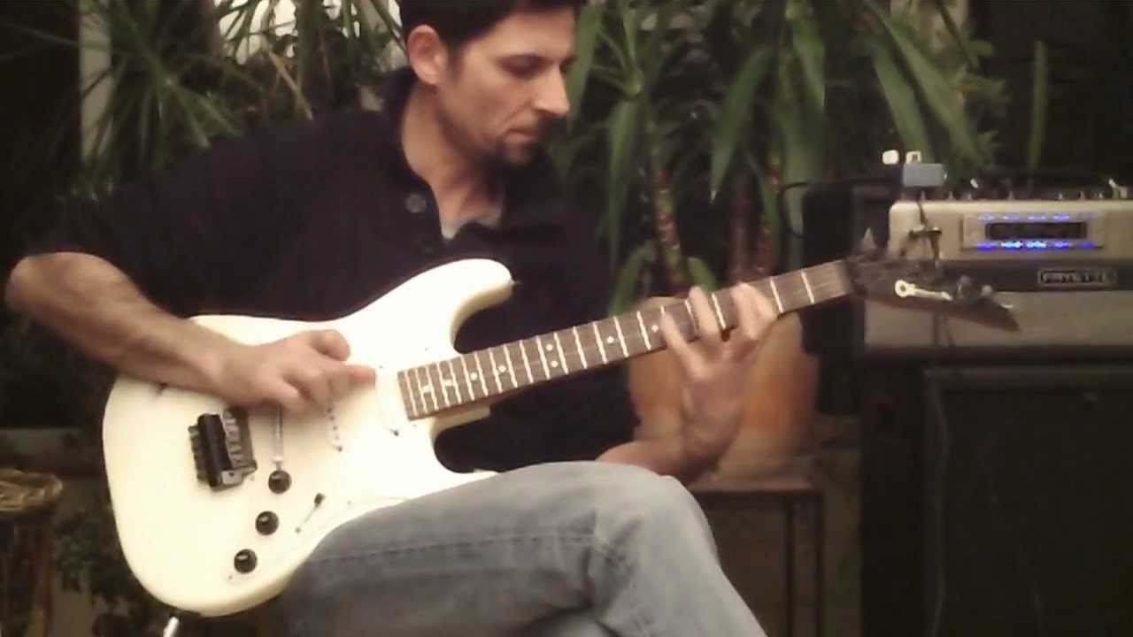 FRYETTE MEMPHIS 30 (CRUNCH) - CHARVEL CH1 - blues session - YouTube