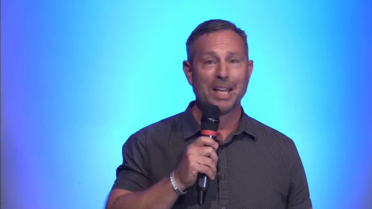 The Heroic Generosity of Gale Sayers | P. Dave Polus - YouTube