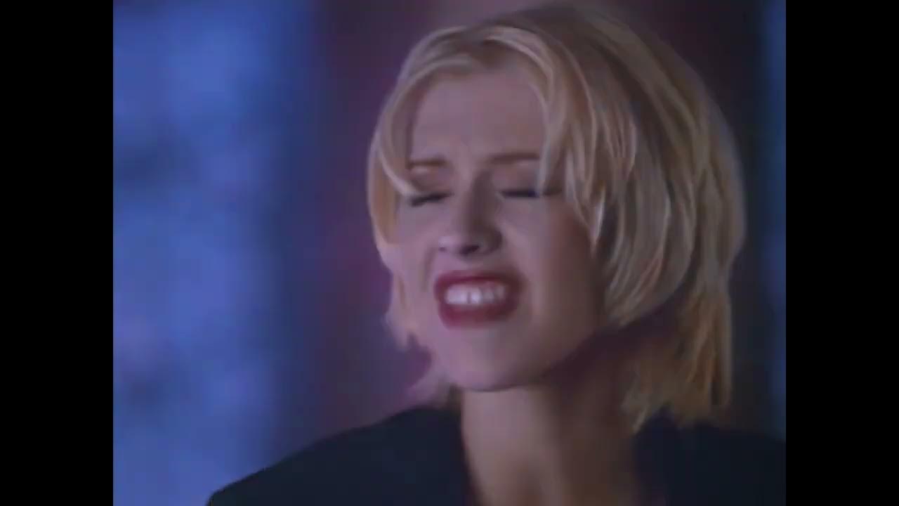 Christina Aguilera - Reflection 1998. (official music video) - YouTube