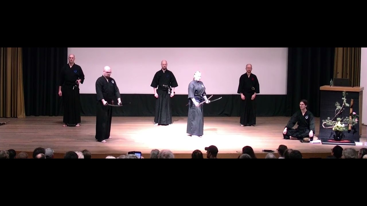 Enbu at the Japan Foundation - YouTube