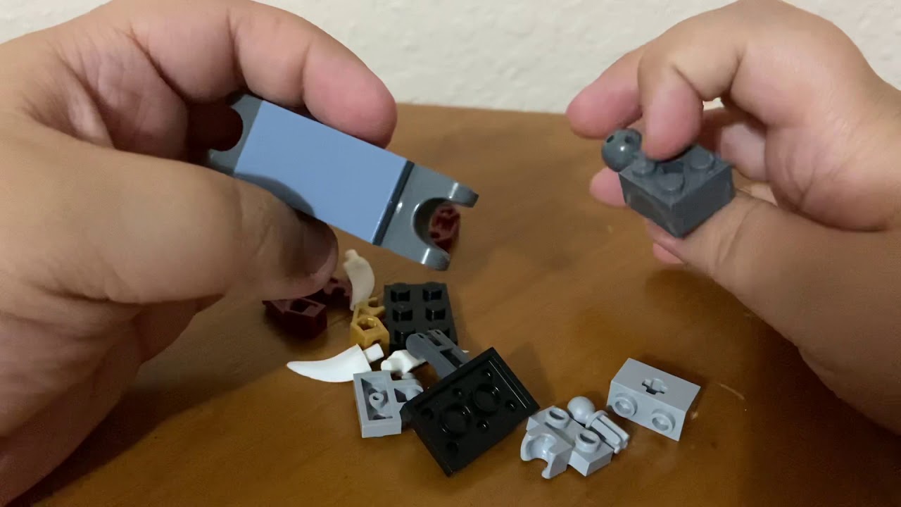 How to build bridge worm out of Lego - YouTube