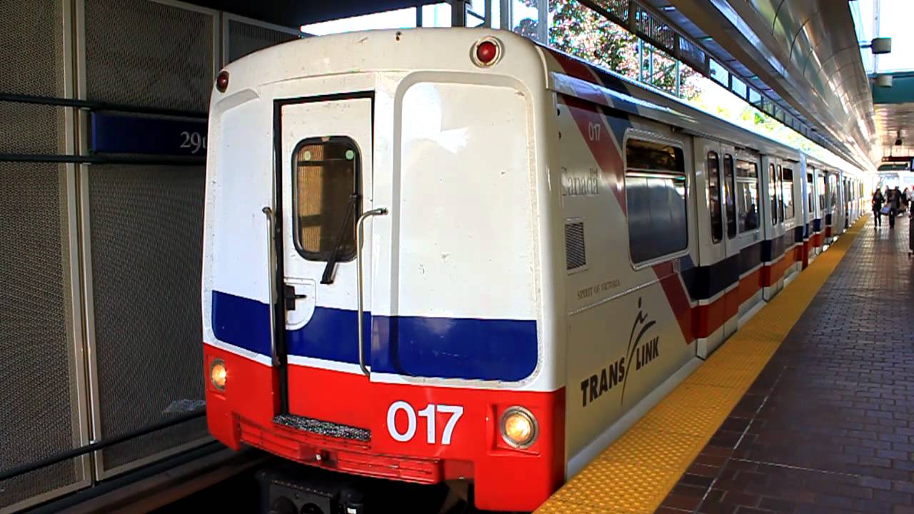 A Mark I SkyTrain departs 29th Avenue Station (17, 18 - 115, 116) - YouTube