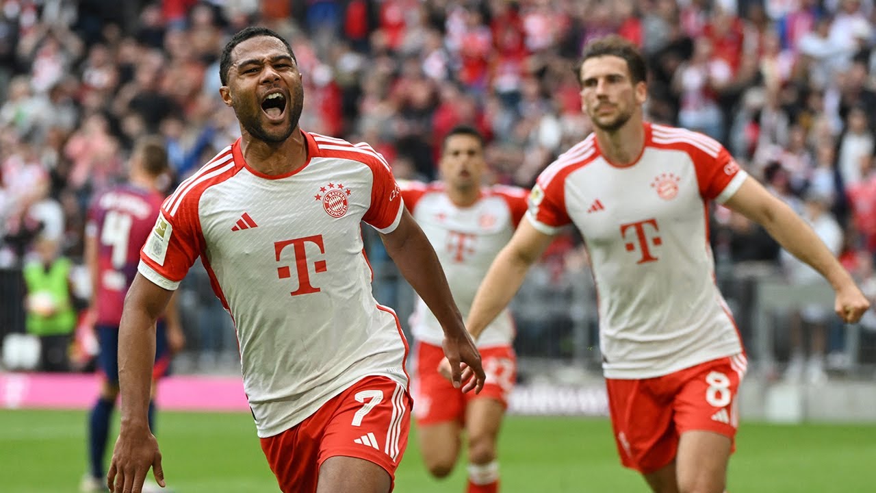 Serge GNABRY à la conclusion d'une construction MAGNIFIQUE du Bayern ...