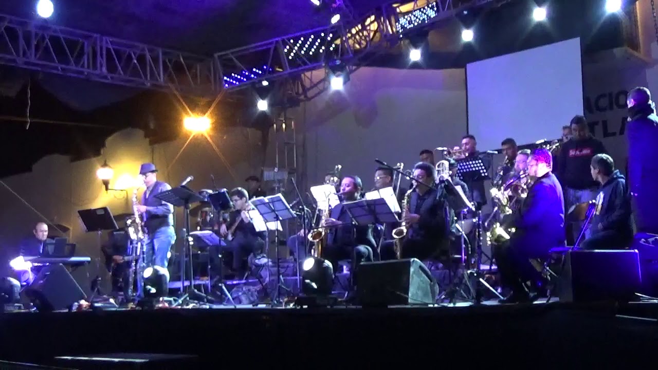 FUNKY CHA CHA. (Arturo Sandoval) Tollotzin big band jazz. - YouTube