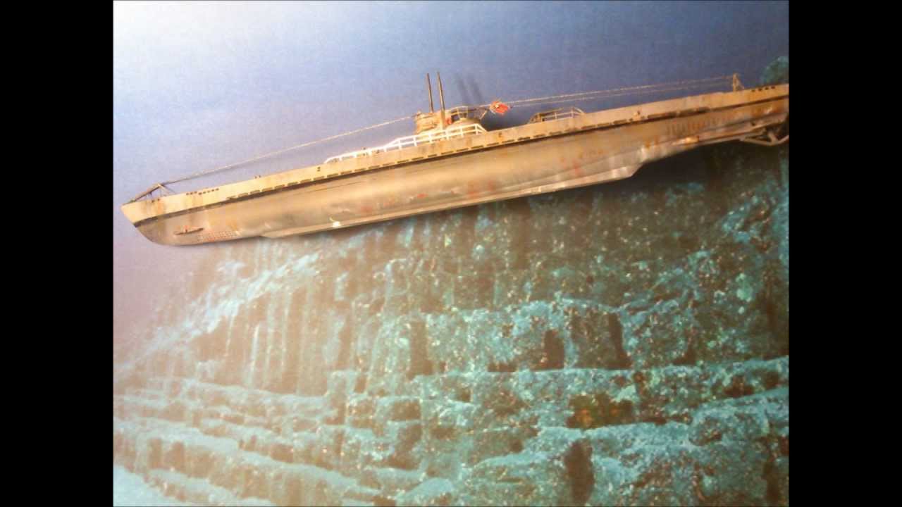 DKM Type IX-B U-Boat 1/350 HASEGAWA. wmv - YouTube