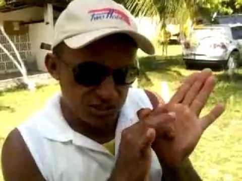 Arroz ensinando como chupar uma boceta.avi