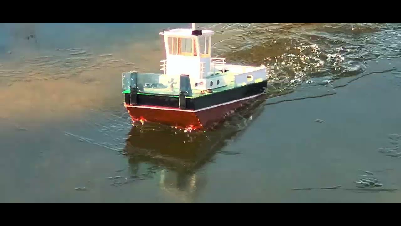 RC Aeronaut Ramborator Springer Tug vs Ice - YouTube