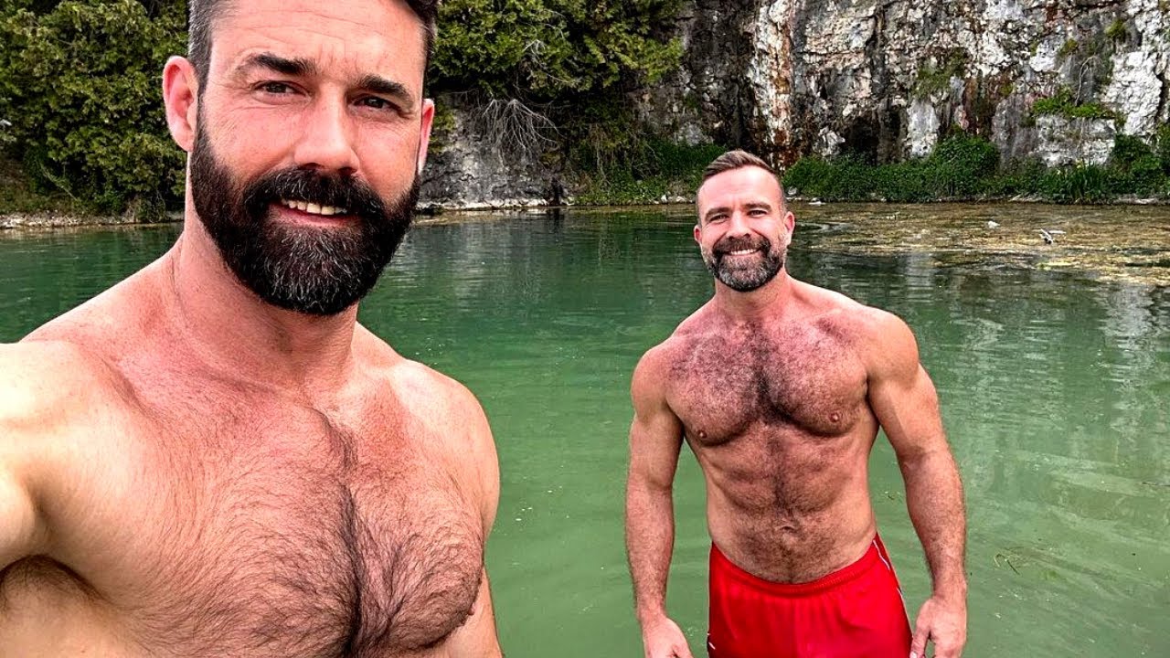 Two Fit Hunks Canadians Fitness & Lifestyle - YouTube