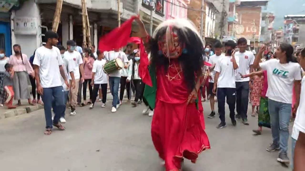 lakhe dance - YouTube