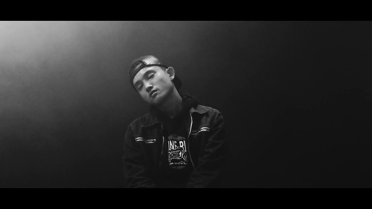 Show Me - កូនជ្រូកបី - 4T5. Remix By. Show Me MV.Full by. show Me - YouTube