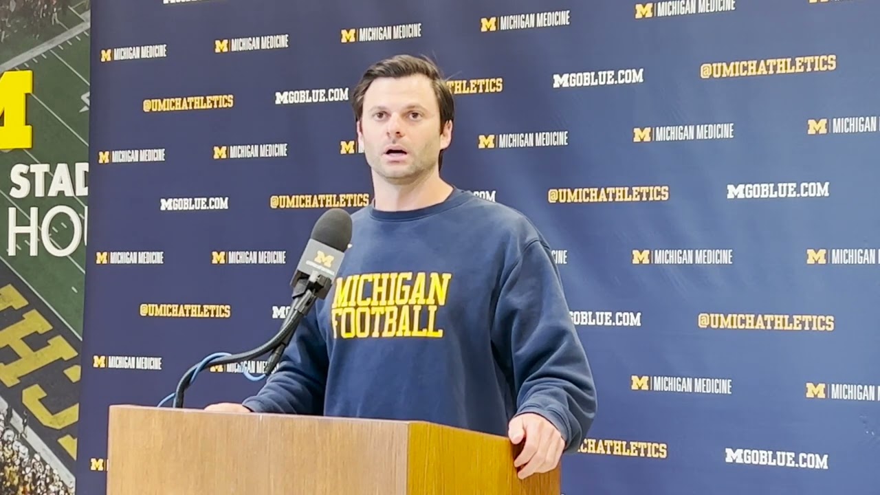 George Helow On Freshman Jimmy Rolder, Linebackers' Room For ...