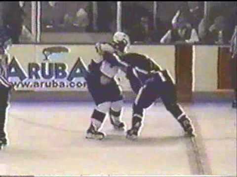 Jean-Francois Babin vs Benoit Beausoleil LHJMQ 15 10 99 - YouTube