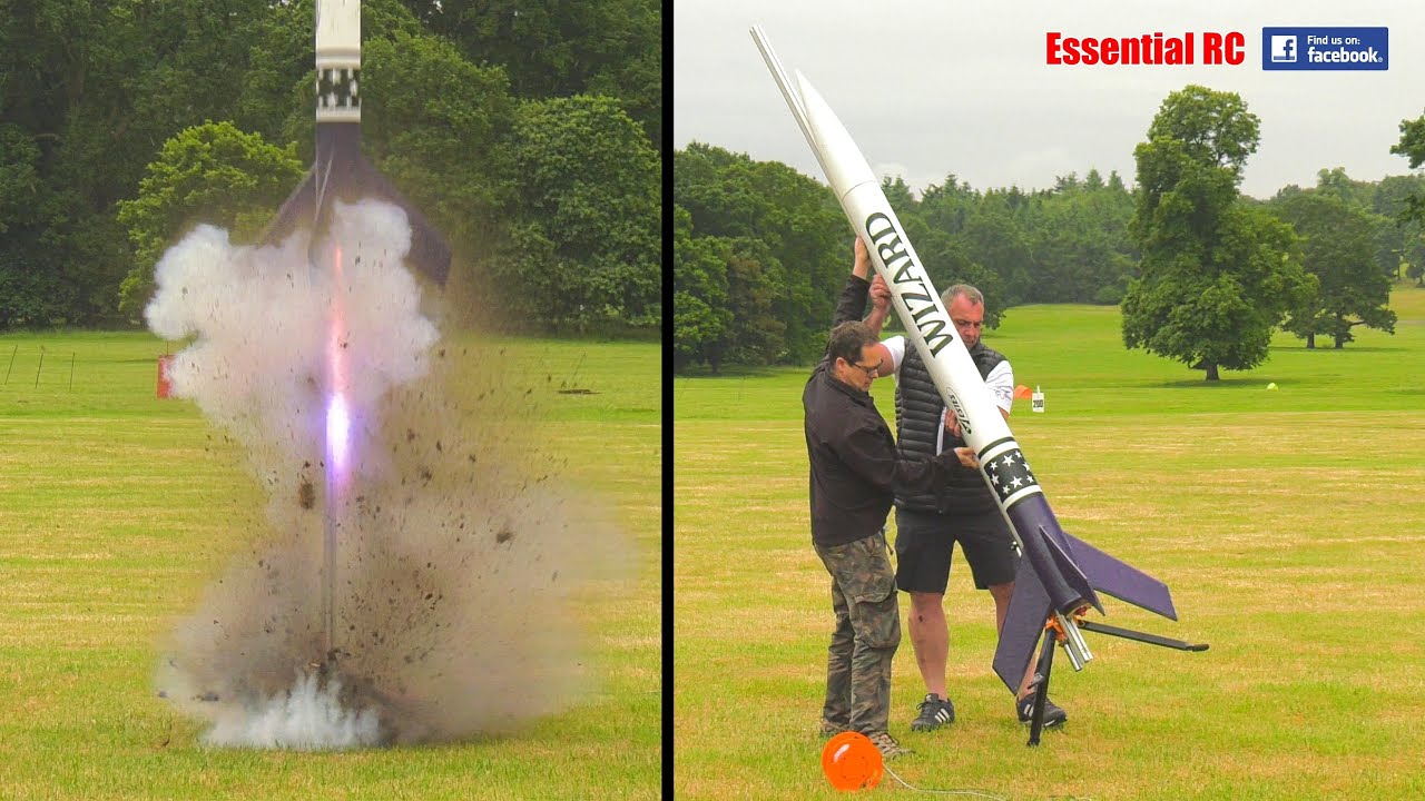 ROCKET LAUNCH ! Wizard Rockets | Weston Park International Airshow 2022 ...
