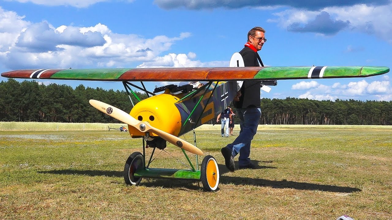 RC MODEL SCALE AIRPLANE FOKKER E5 D8 (E.V D.VIII) IN DETAIL AND FLIGHT ...