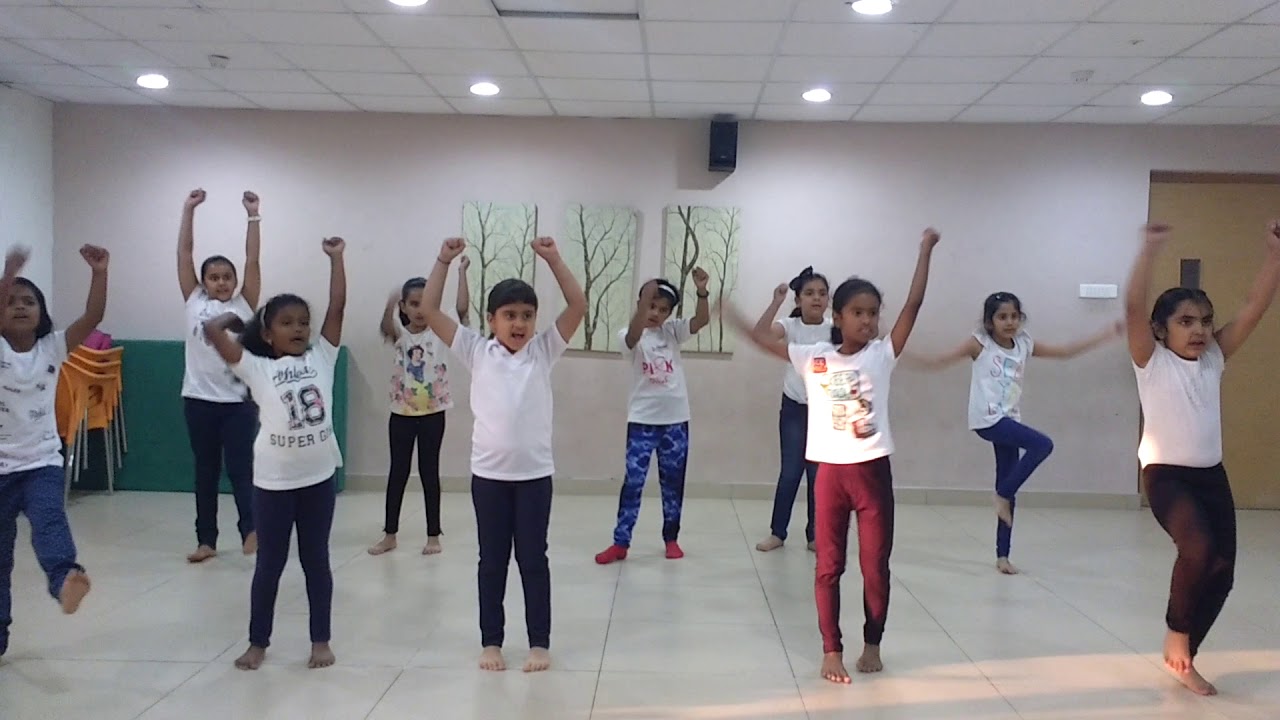 swag se swagat dance cover by senior kids grp 1 - YouTube