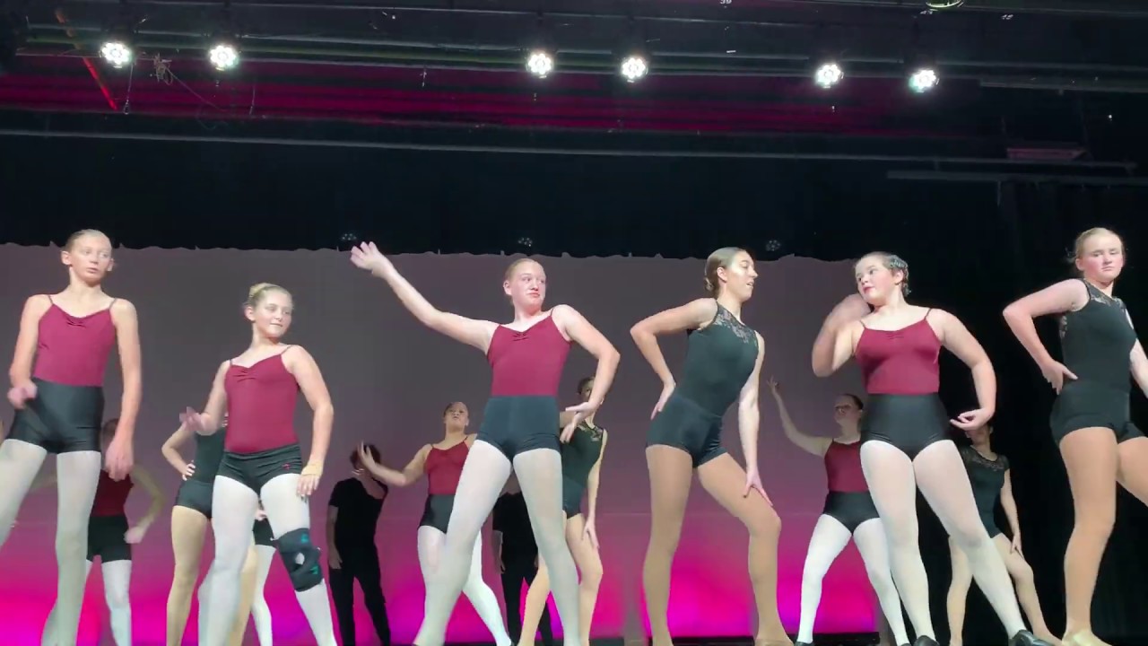 Amazing Jazz Dance choreographed by Susie Dodge - YouTube