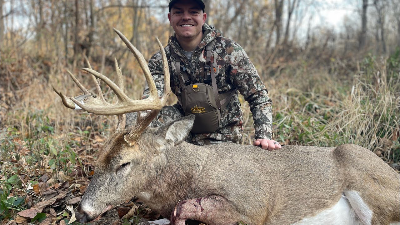 11 point Archery Buck Down! - YouTube