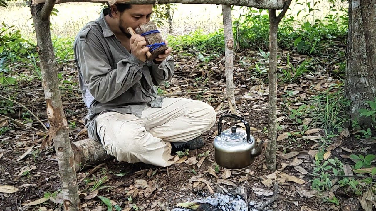 Bushcraft project making big wooden mug cup from durian tree and pot ...