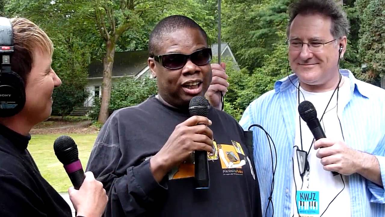 Carol Handley & Brian Bromberg interview Joe McBride.MTS - YouTube