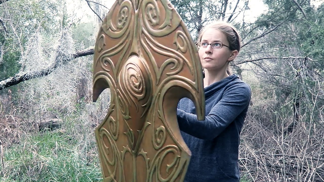 Making a High Elven Shield from a Broken Surfboard Part 3 (Pattern ...