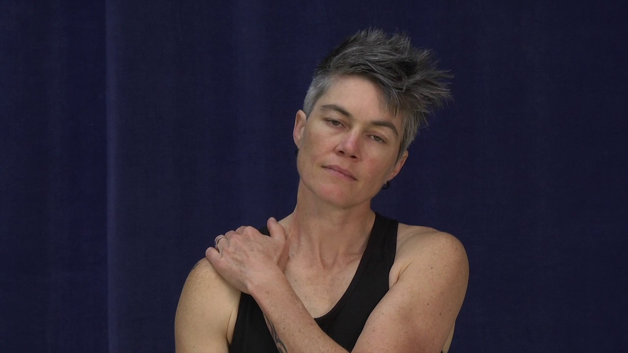 Étirement en flexion latérale et rotation SCM - YouTube