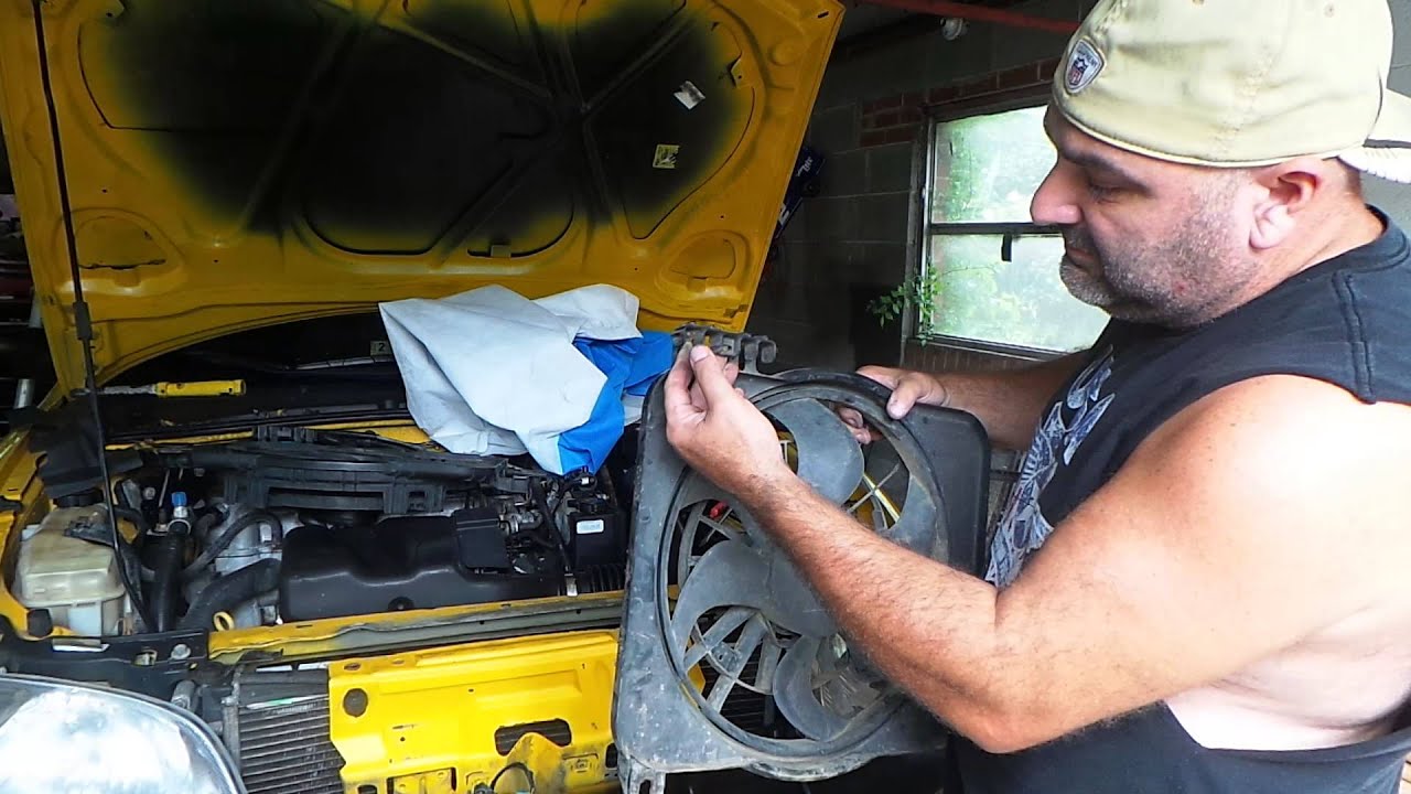 Diagnose And Replace Cooling Fan On A Chevrolet Cavalier - YouTube