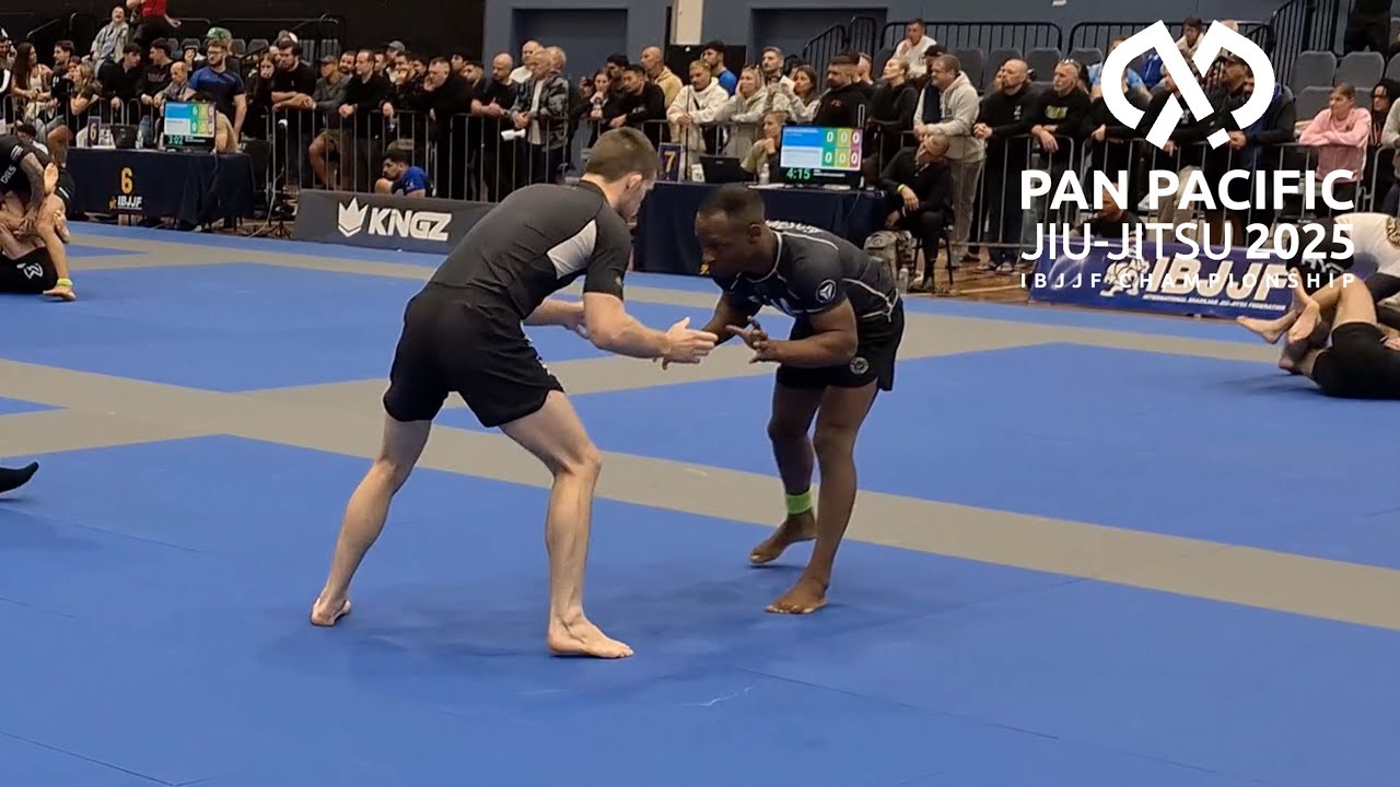 Ethan Cannon vs Max Ferreira / Pan Pacific No-Gi 2025 - YouTube