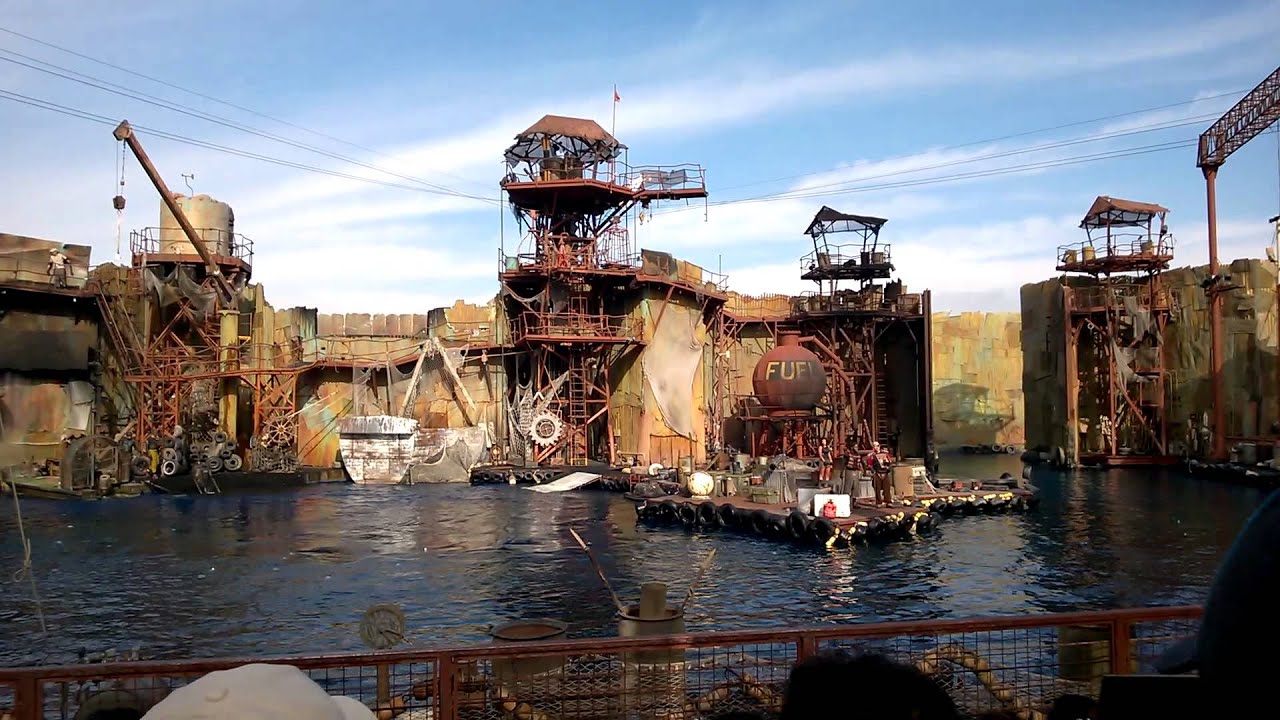 D2 USH WaterWorld 4 - YouTube