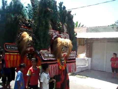 Reog Ponorogo diarak mengelilingi desa Pondok